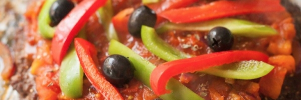 Paleo pepperoni meatza - Paleo.nl